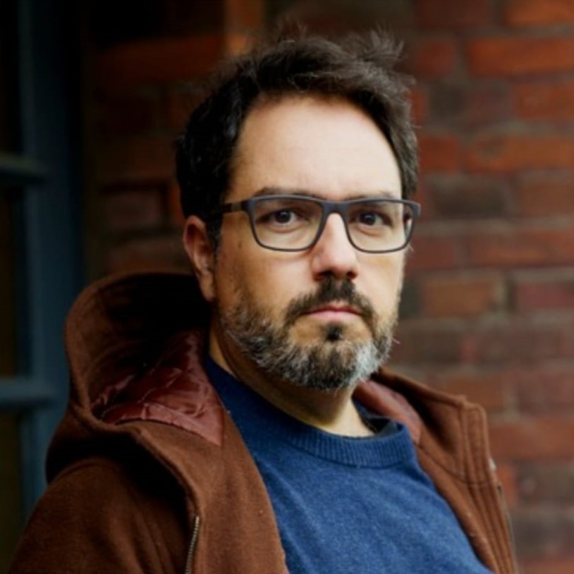 "Sectas, miedo y ambigüedad: los pilares de Fundido a negro de Jesús ...